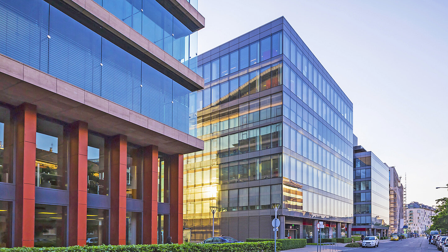 Schöck Isokorb® Concrete Slab Edge Thermal Break Applications | Schöck ...